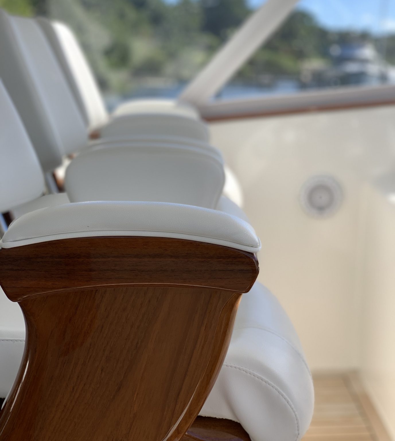 '61 EXPRESS - Garlington Yachts
